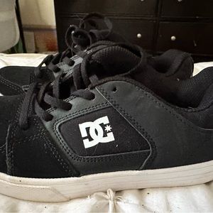 DC | Shoes | Dc Tennis Shoes Black With White Soles Like New | Poshmark
